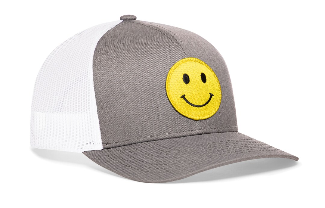 HAKA Smiley Face Hat – Smile Trucker Hat for Men & Women, Adjustable ...