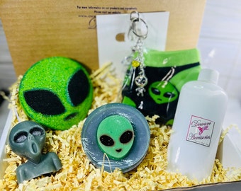 Alien Gift Set - Etsy