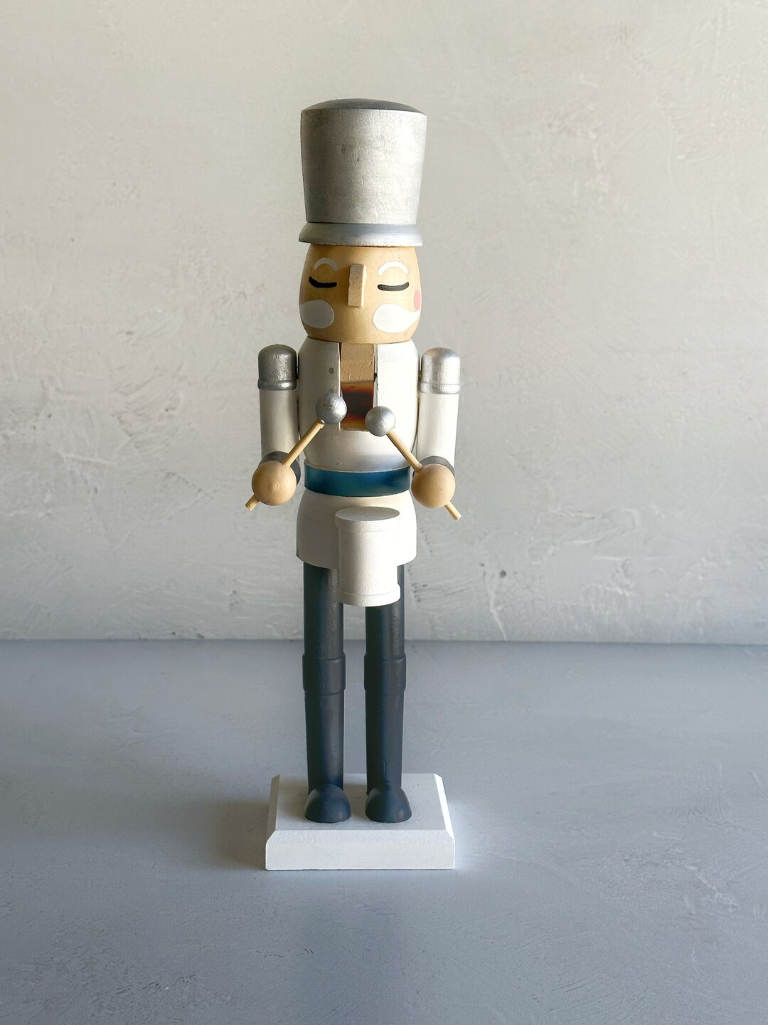 Handpainted Nutcracker Single Nutcracker Large Sized Christmas Mantel ...