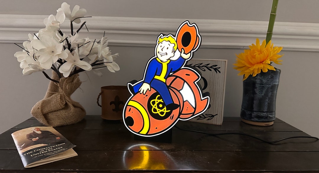Vault Boy / Fallout / Nuke Boy /light - Etsy