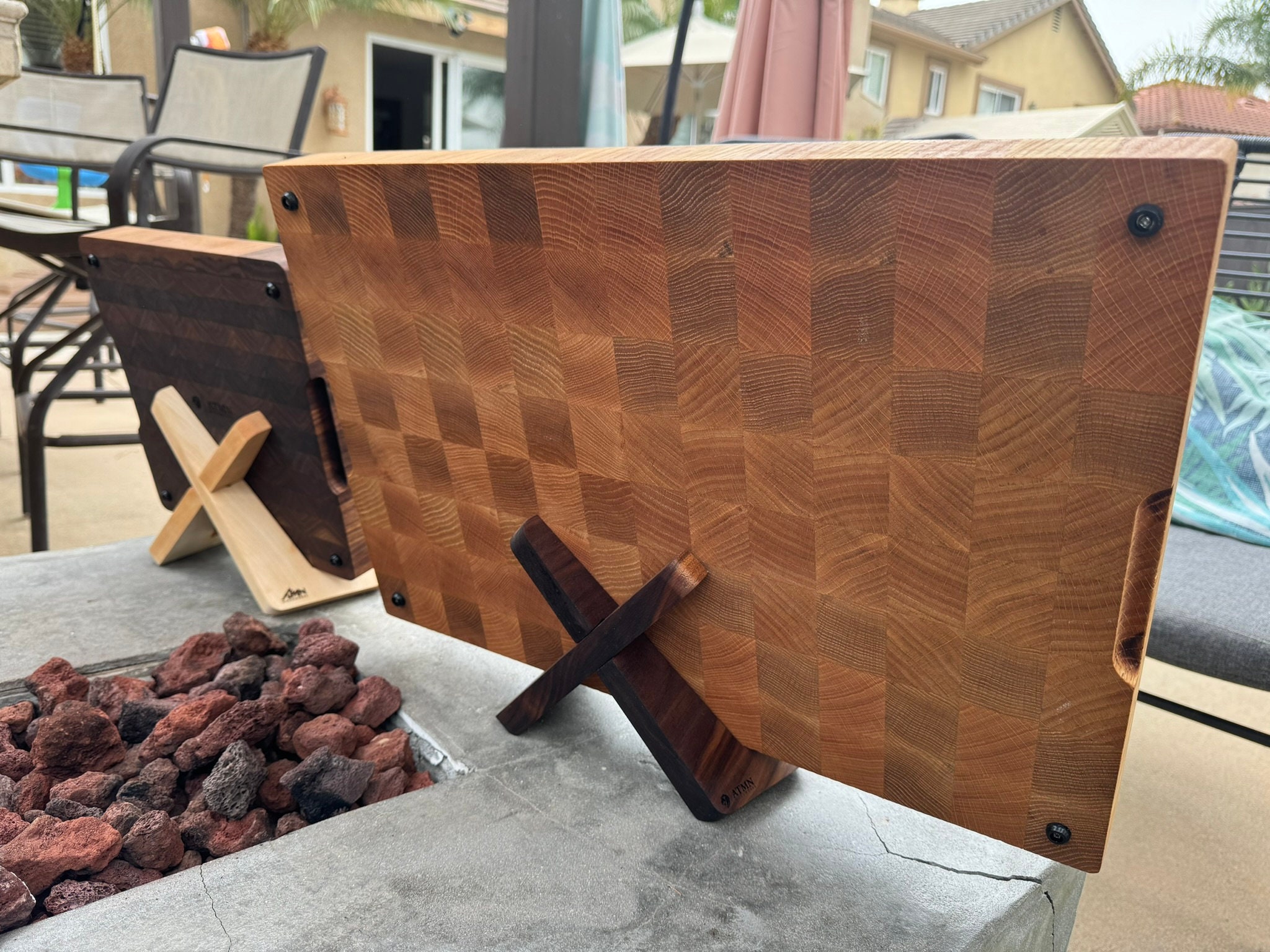 BOARD DISPLAY STAND Classy Collapsible Chopping Board Display Stand ...