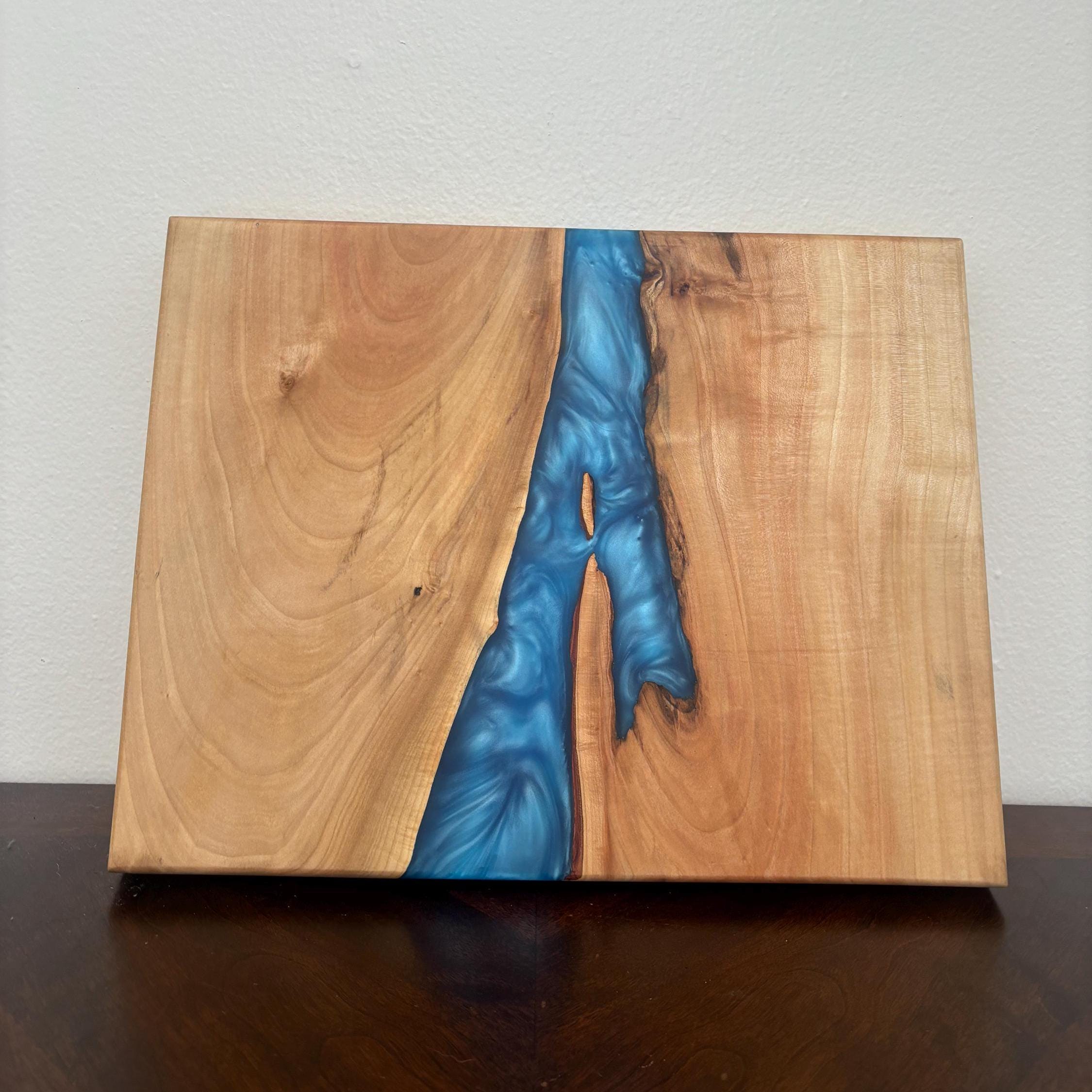 Wood and Epoxy Cutting Board - Etsy