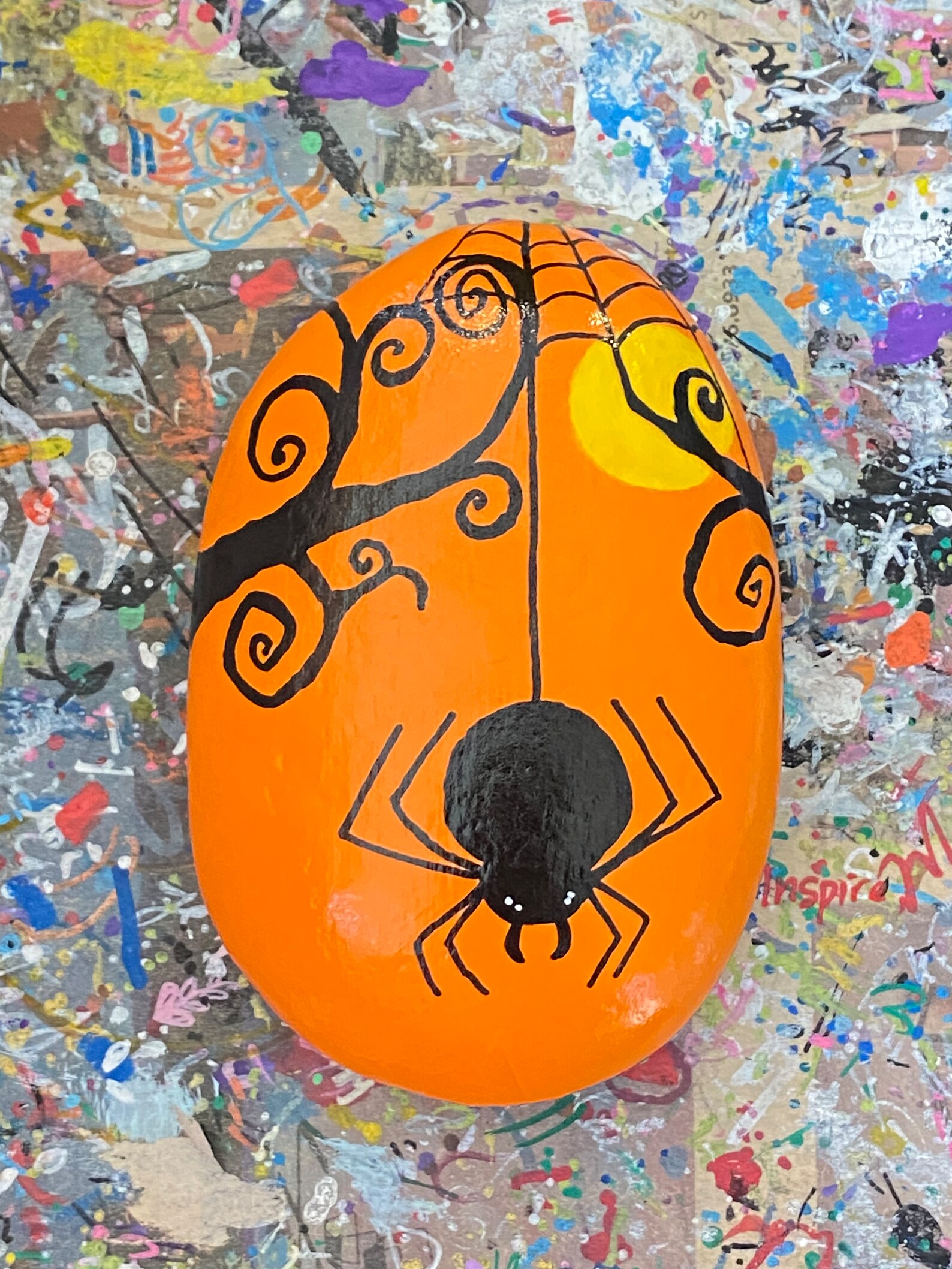 Spooky Dangling Spider Rock - Etsy