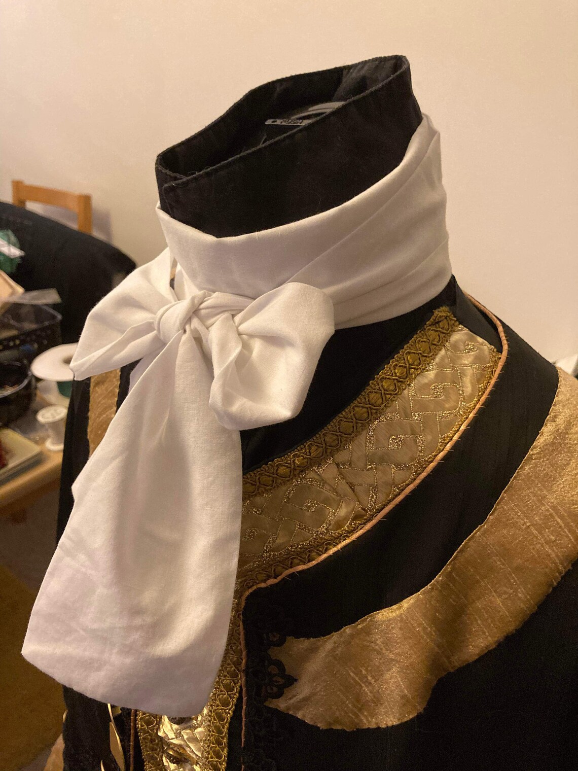 Pure White Cotton Cravat Neck Tie Ascot Vampire Wedding Regency ...