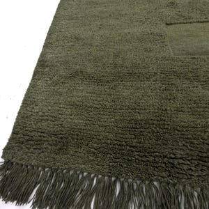 Moss Green Color Solid Area Rug Hand-knotted 100% Wool Area Rug Luxury ...