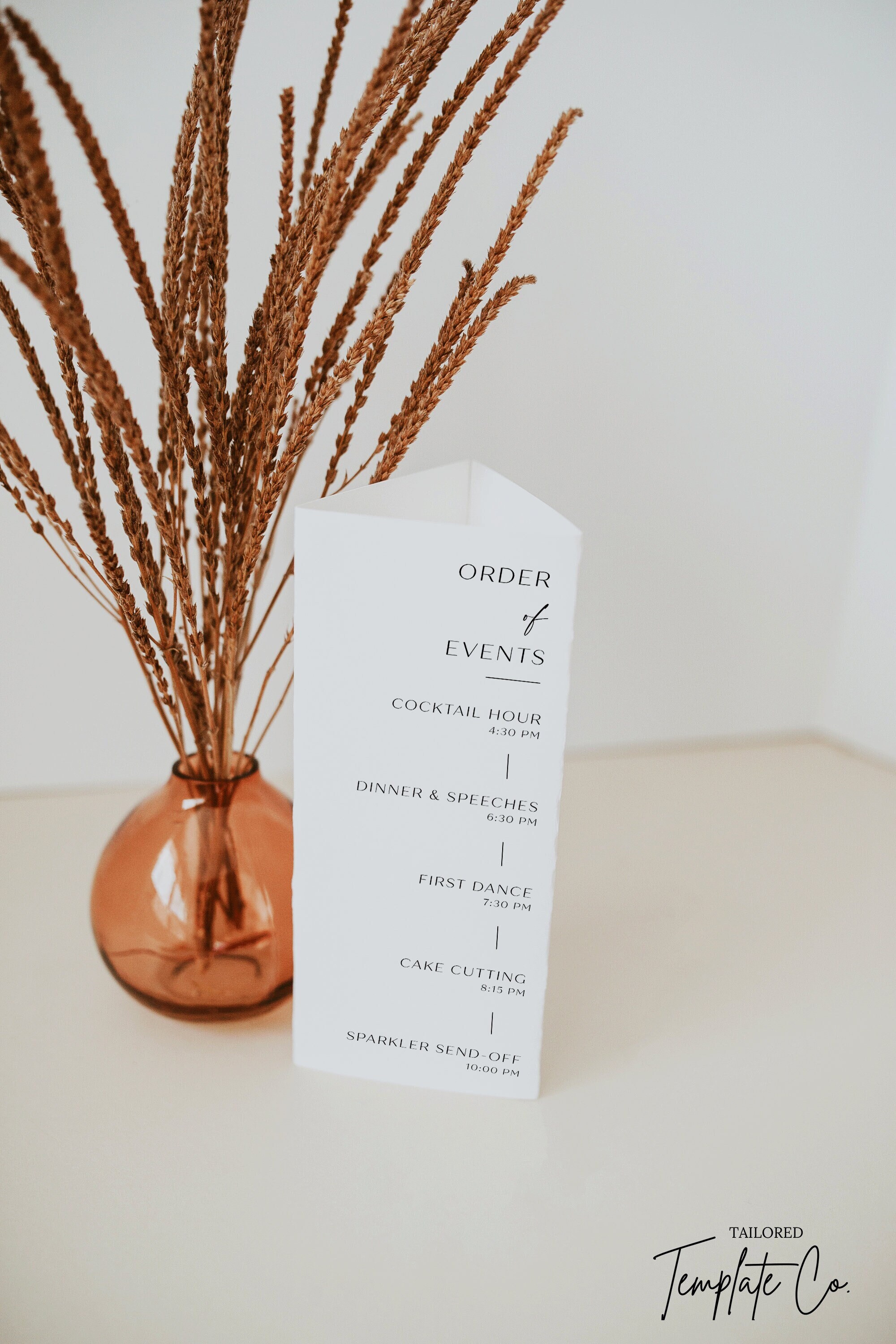Minimalist Trifold Wedding Menu Modern Minimalist Wedding Table ...