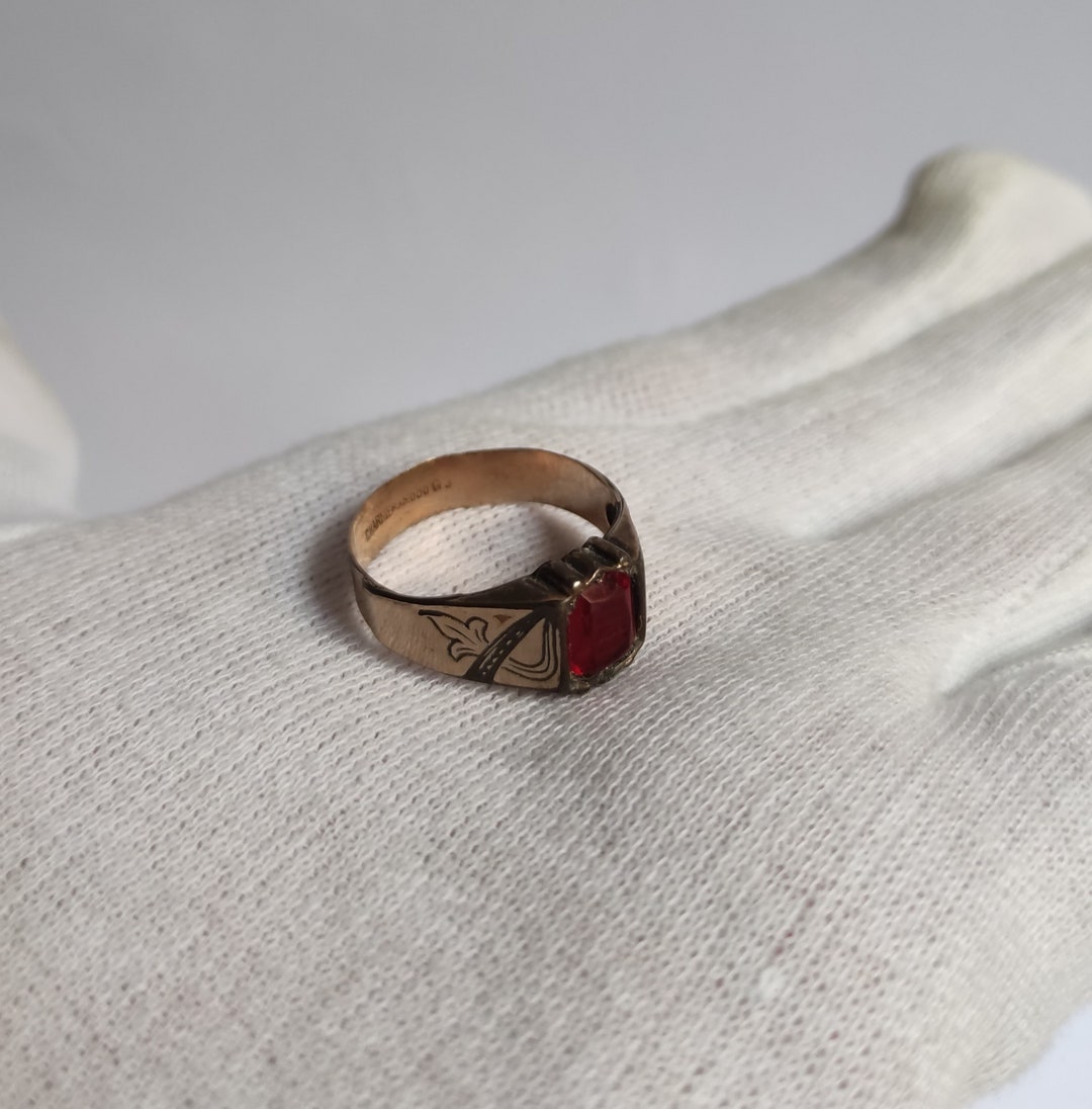 Antique Gold Plated Ring Charnier With Red Glass - Etsy