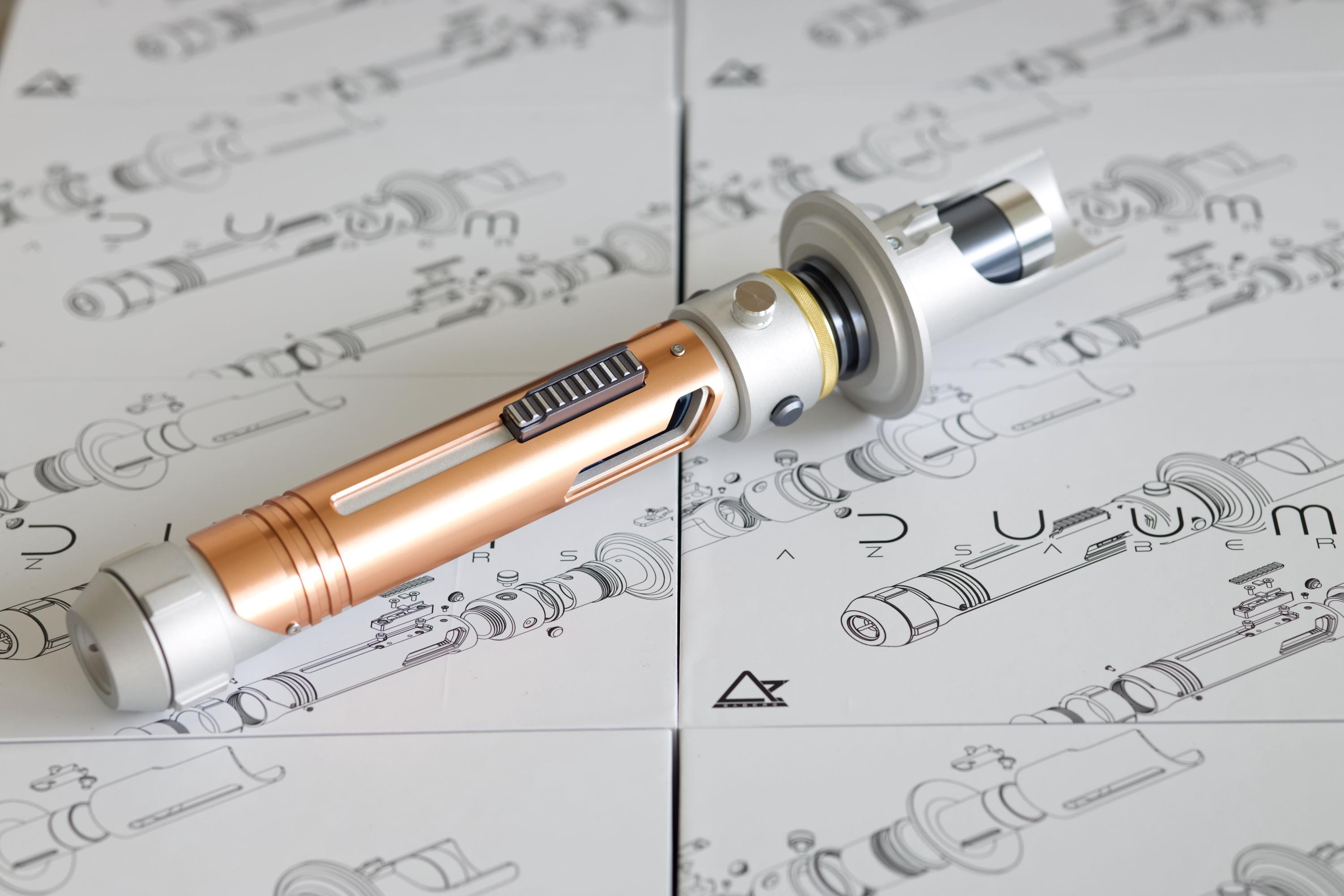 Azsabers DUUM Lightsaber - Etsy