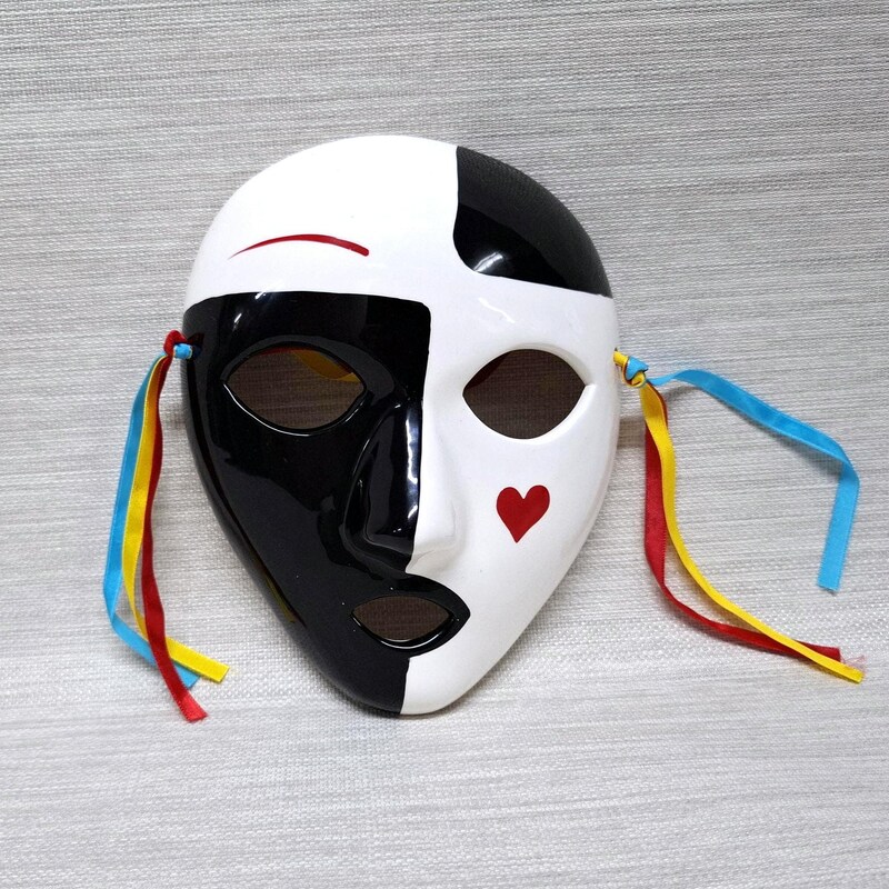 Scandinavian Face Mask - Etsy