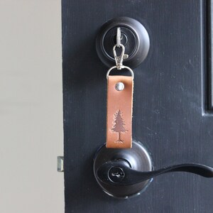 Pine Tree Brown Leather Keychain Handmade in USA Key Ring ME NH Vt - Etsy