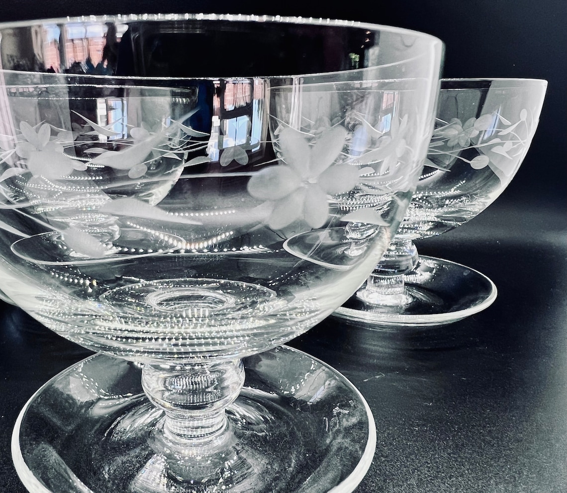 Vintage Etched Coupes Vintage Coupe Glasses Vintage Desert Coupes With ...