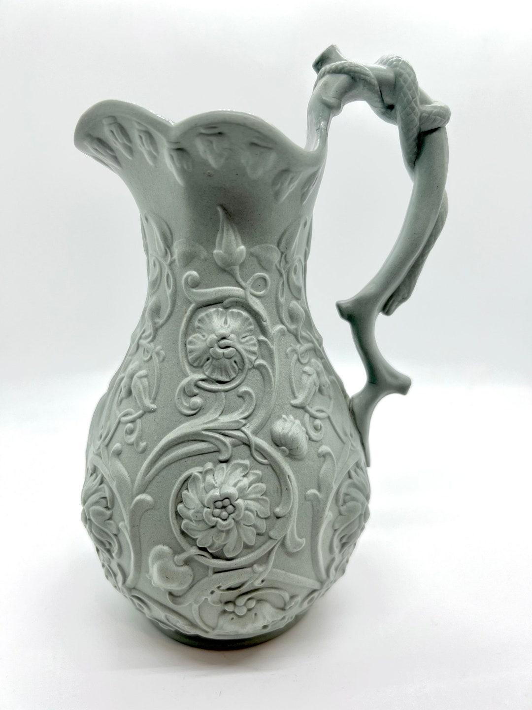 ANTIQUE JADE PITCHER - Green Stone Relief Moulded Jug | Chrysanthemum ...