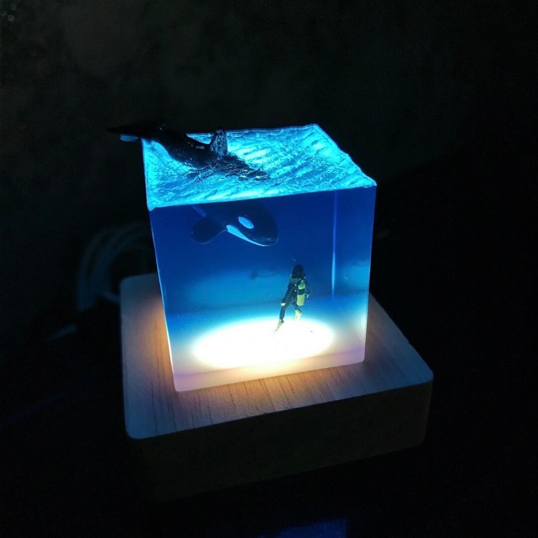 Handmade Orca Whale and Scuba Diver Epoxy Lamp Night Light - Etsy