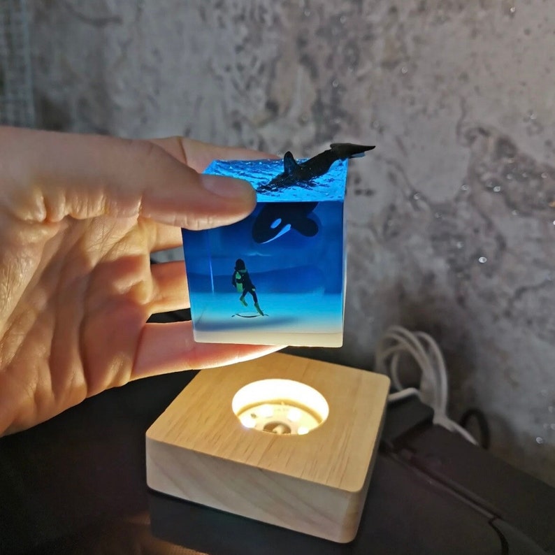 Handmade Orca Whale and Scuba Diver Epoxy Lamp Night Light - Etsy