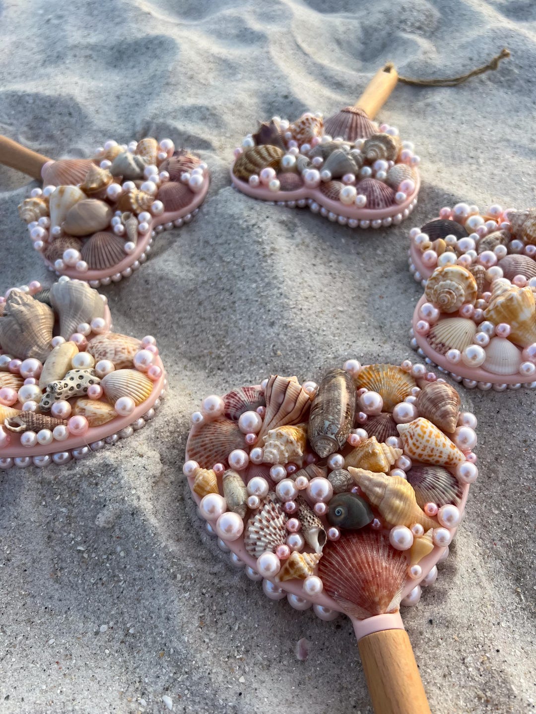 Handheld Seashell Mirror, Mermaid-core Decor, Wall Hanging Shell Mirror ...