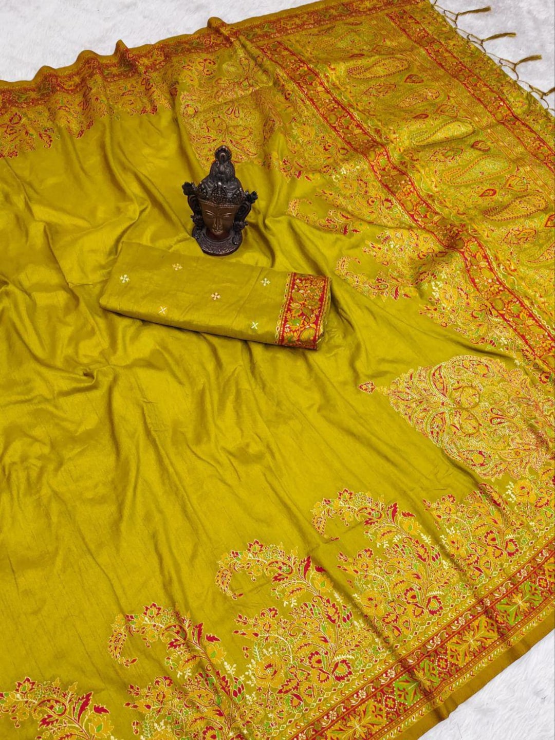 Black Pashmina Silk Saree: Rajwadi Design, Kashmiri Threadwork & Zari ...
