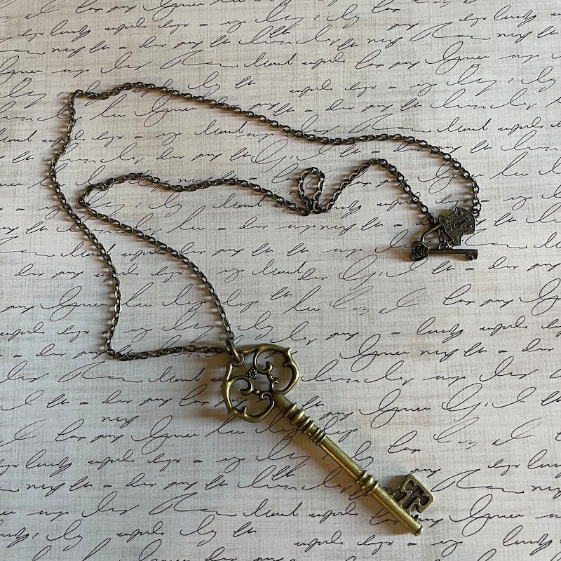 Antique Style Key Pendants - Etsy