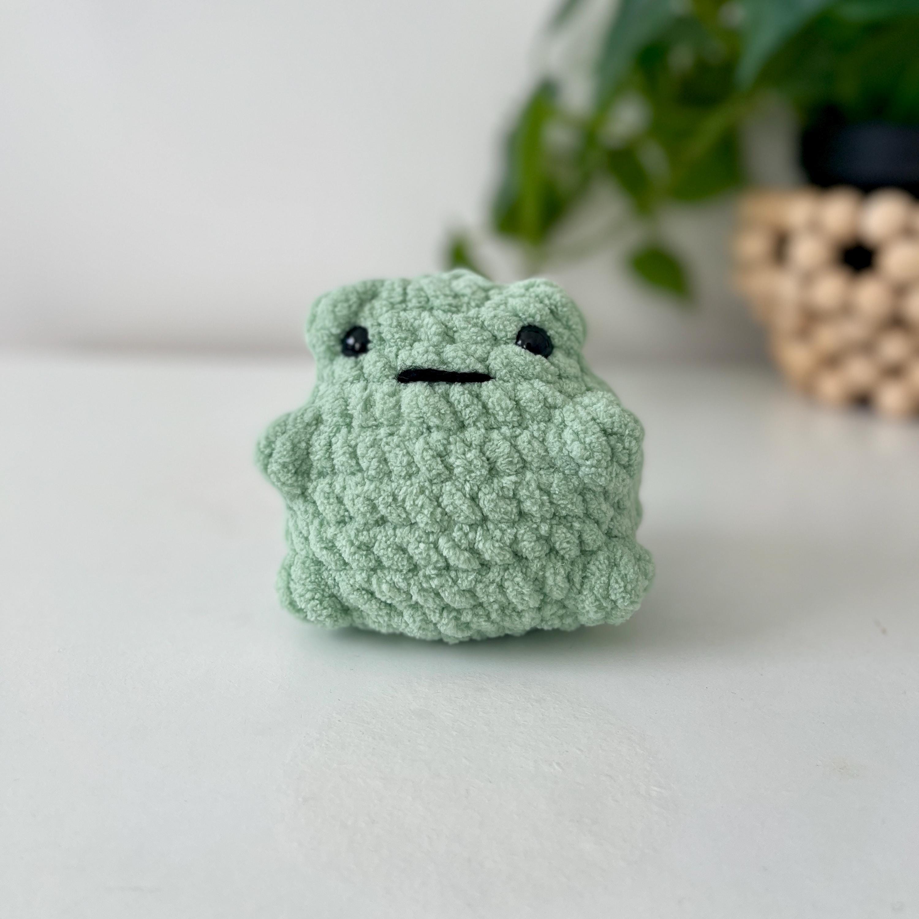 Crochet Cheeky Frog Plushie | Crochet Plushie | Amigurumi - Etsy
