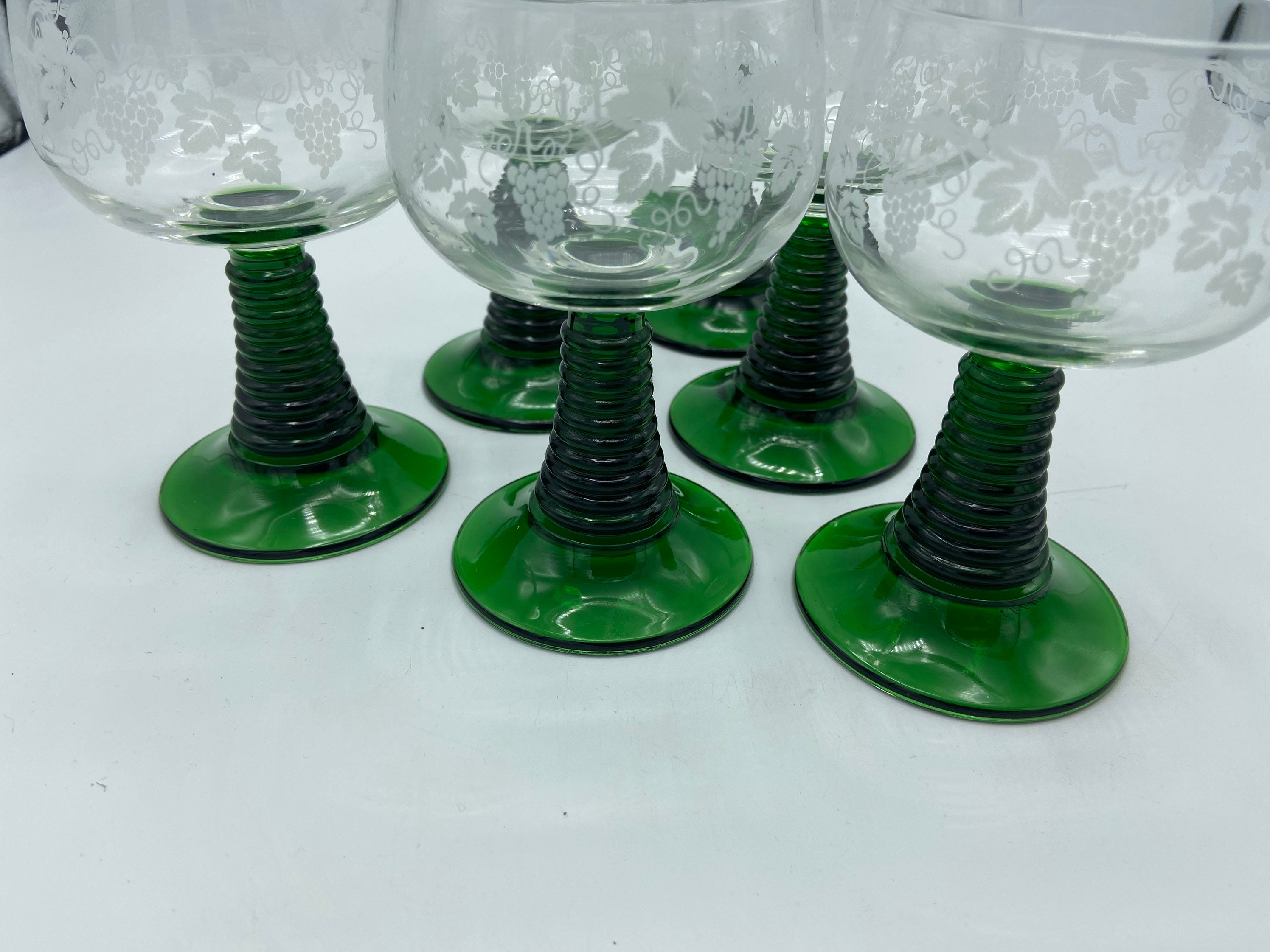 Vintage 1950s Luminarc France Etched Cordial Glasses Green Ribbed Stem ...