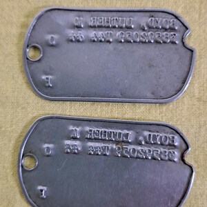 Two Sets of WW2 and Korean War Dog Tags. - Etsy
