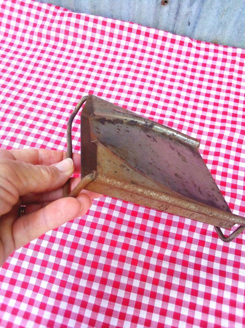 Vintage Iron Stand/rest. 6 1/2 Inch Stand With No Markings. - Etsy
