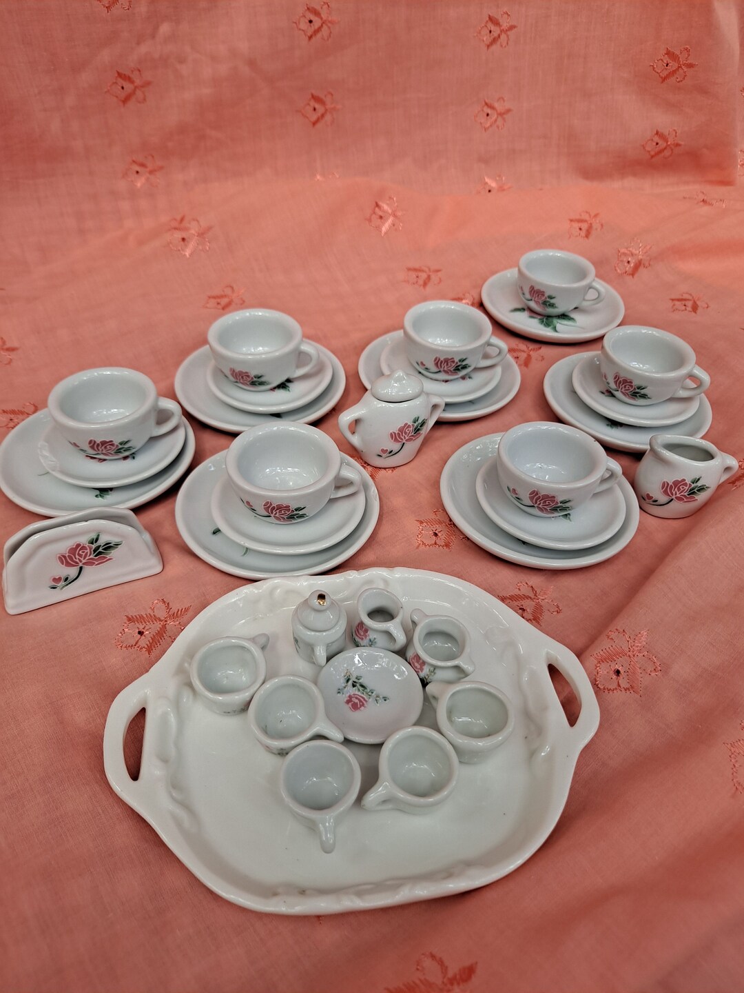1960's Frenzy Toys, Rose Pattern Child's Tea Set With Miniatures. - Etsy