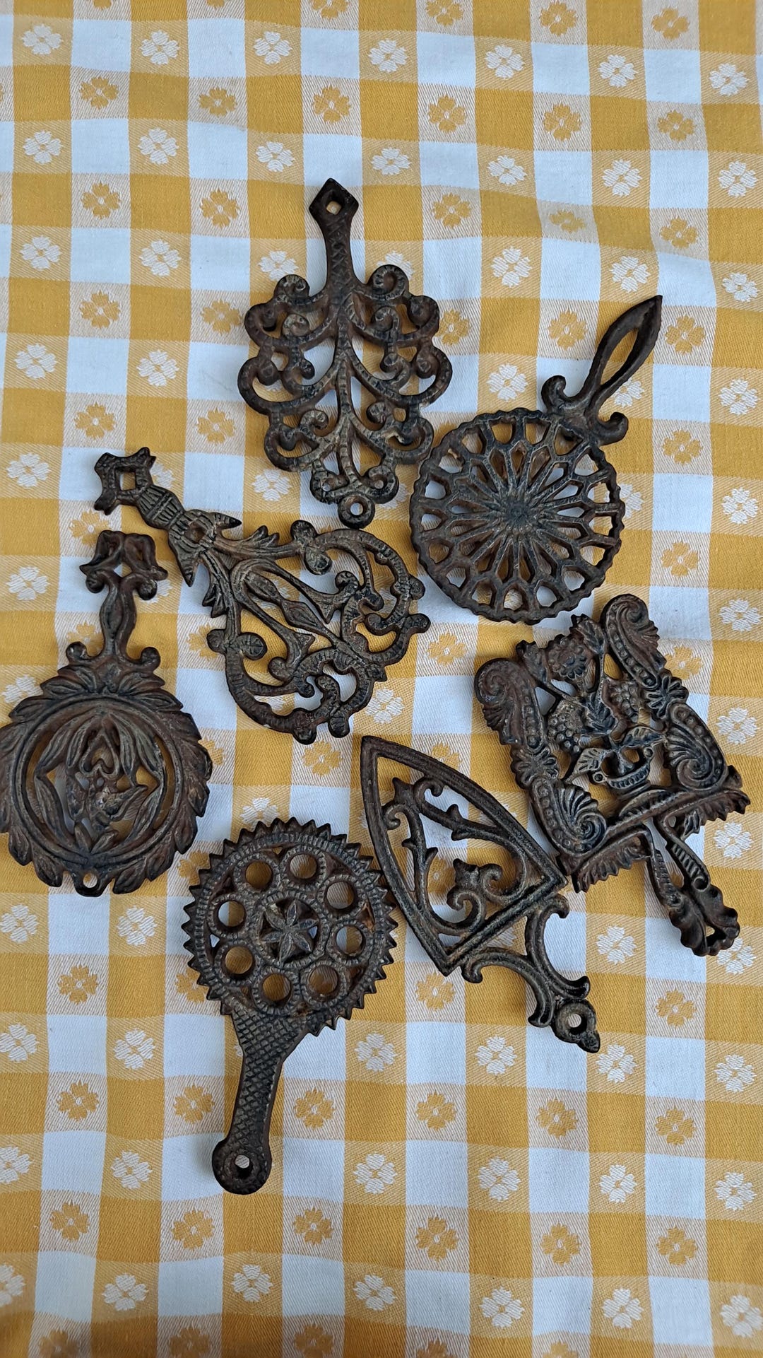 7 Wilton Cast Iron Trivets - Etsy