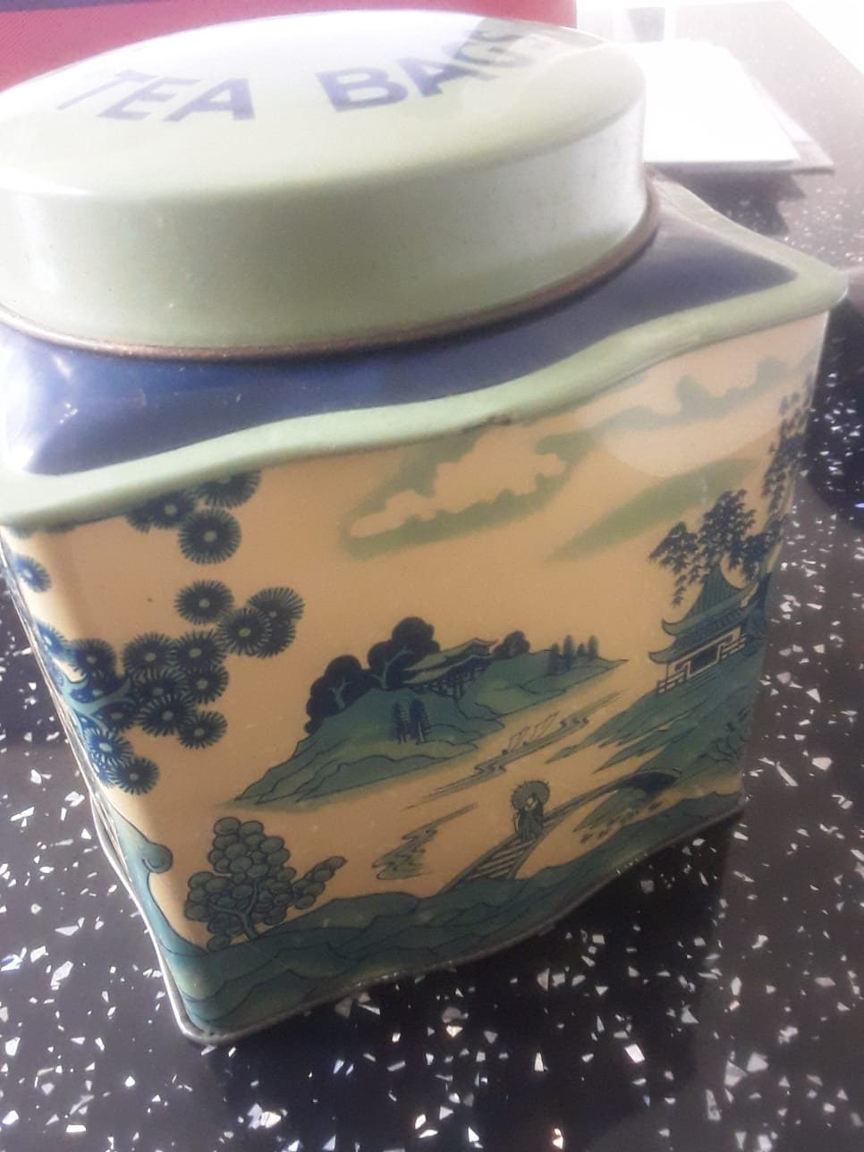 Vintage Blue Willow Tin - Etsy