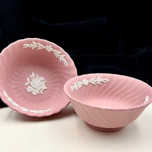 Rare Wedgwood Pink Jasperware Matching Pair of Small Bowls / Trinket ...