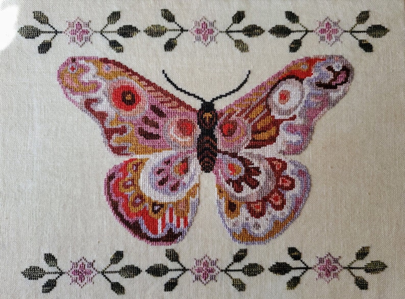 A Study in Pink - PDF Cross Stitch Pattern by the Artsy Housewife - Etsy