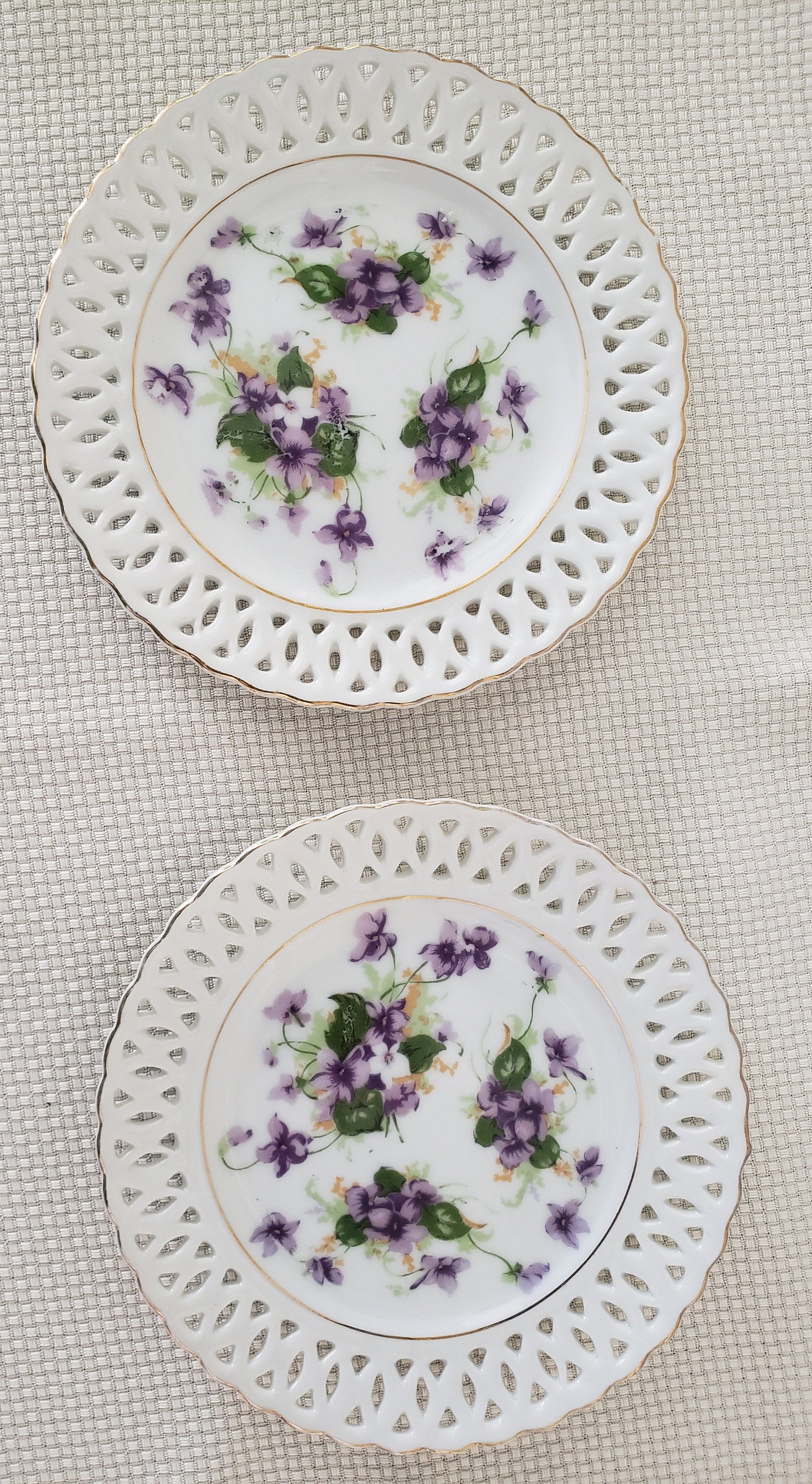 Decorative Cottage Style Violet Plates - Etsy