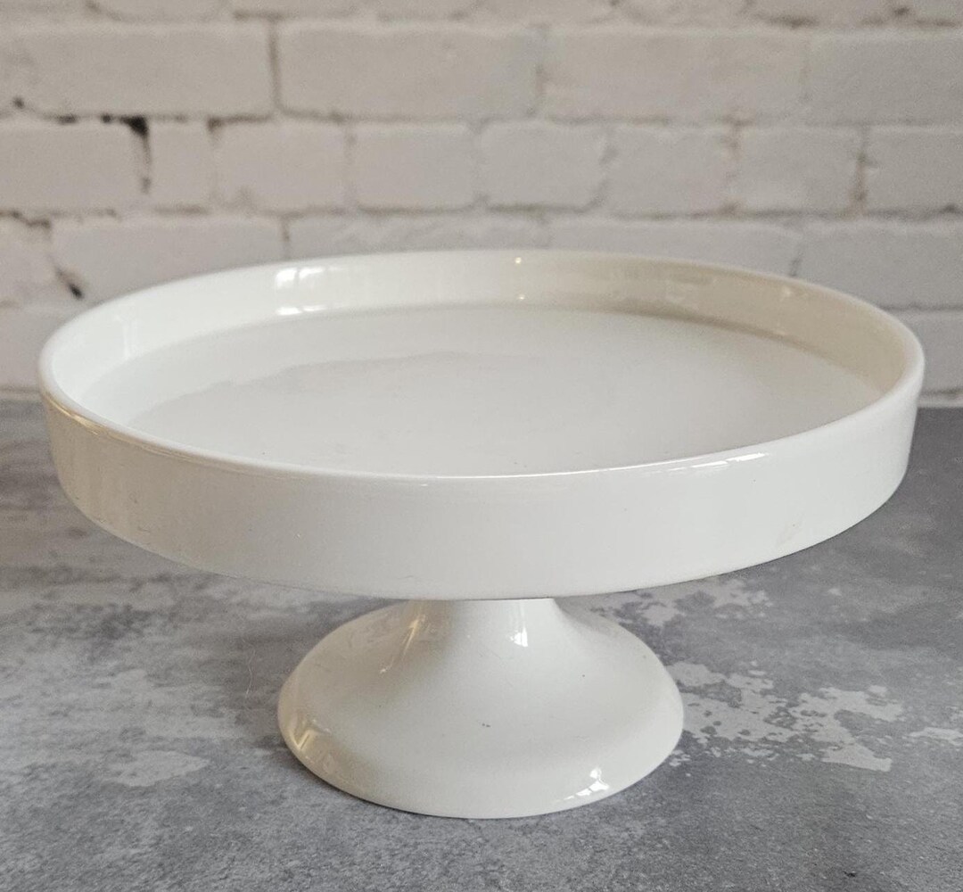 White Cake Riser Stand | 8