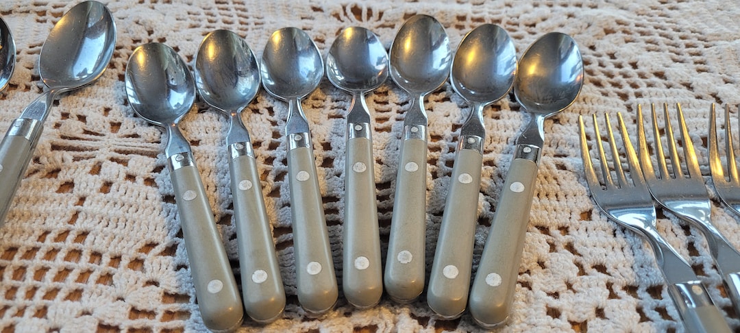 Vintage Gray Carnival Flatware 20 Pieces Replacement Silverware Great ...