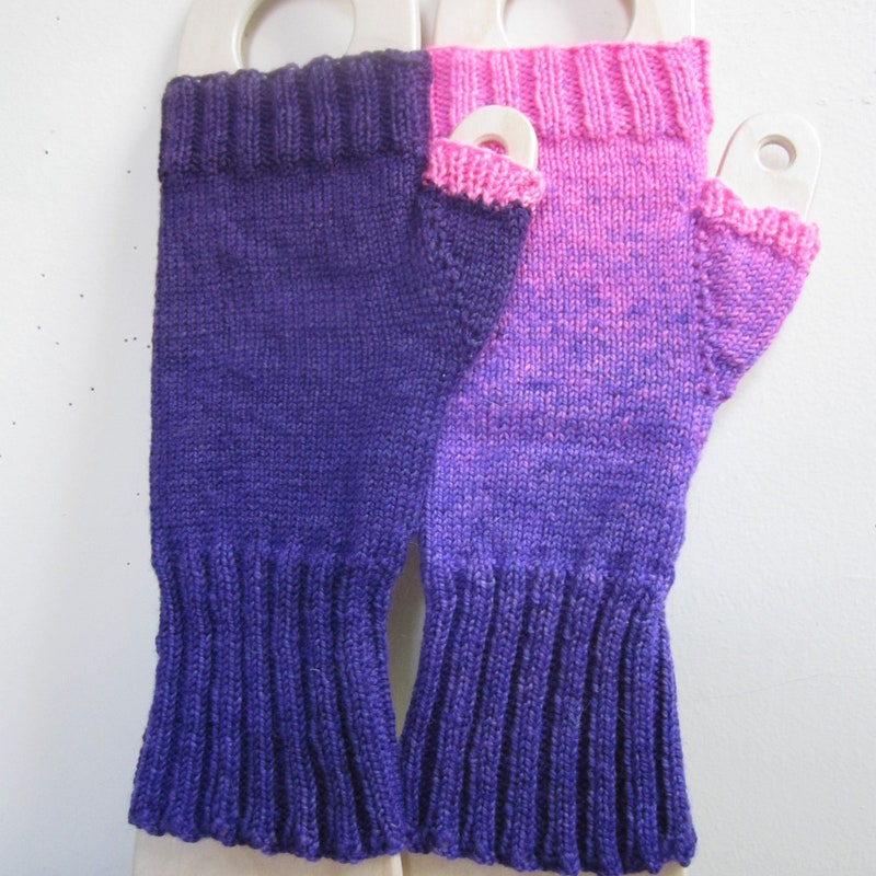 Medium Pink Winter Mitts - Etsy