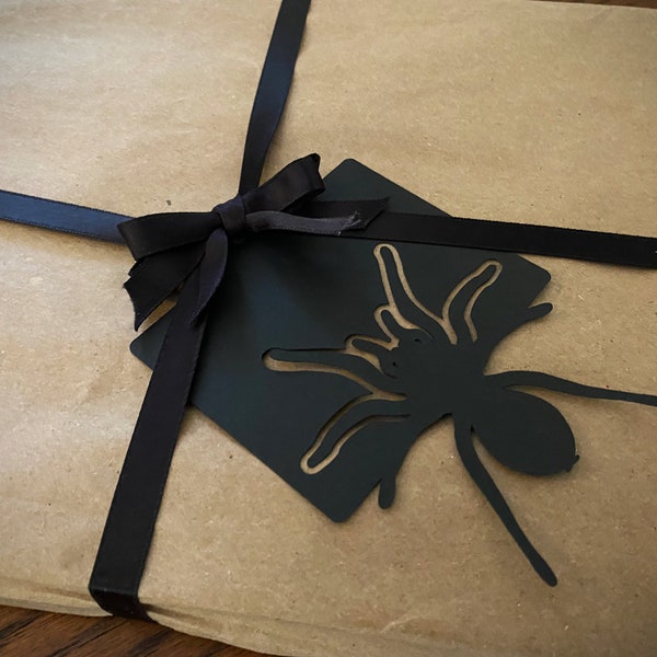 Spider Gift Tag - 60+ Gift Ideas for 2024