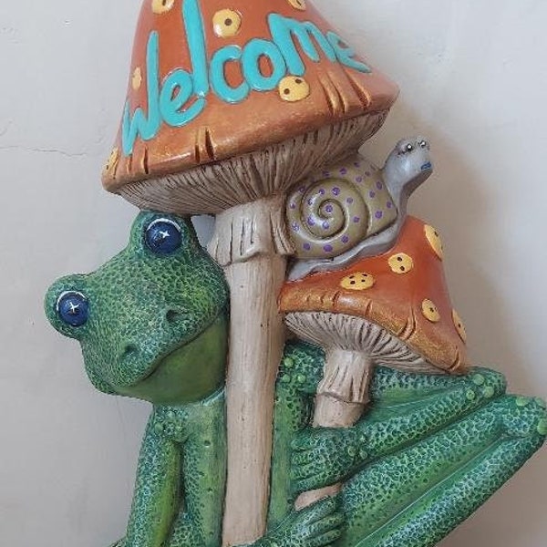 Welcome Frog Statue - Etsy