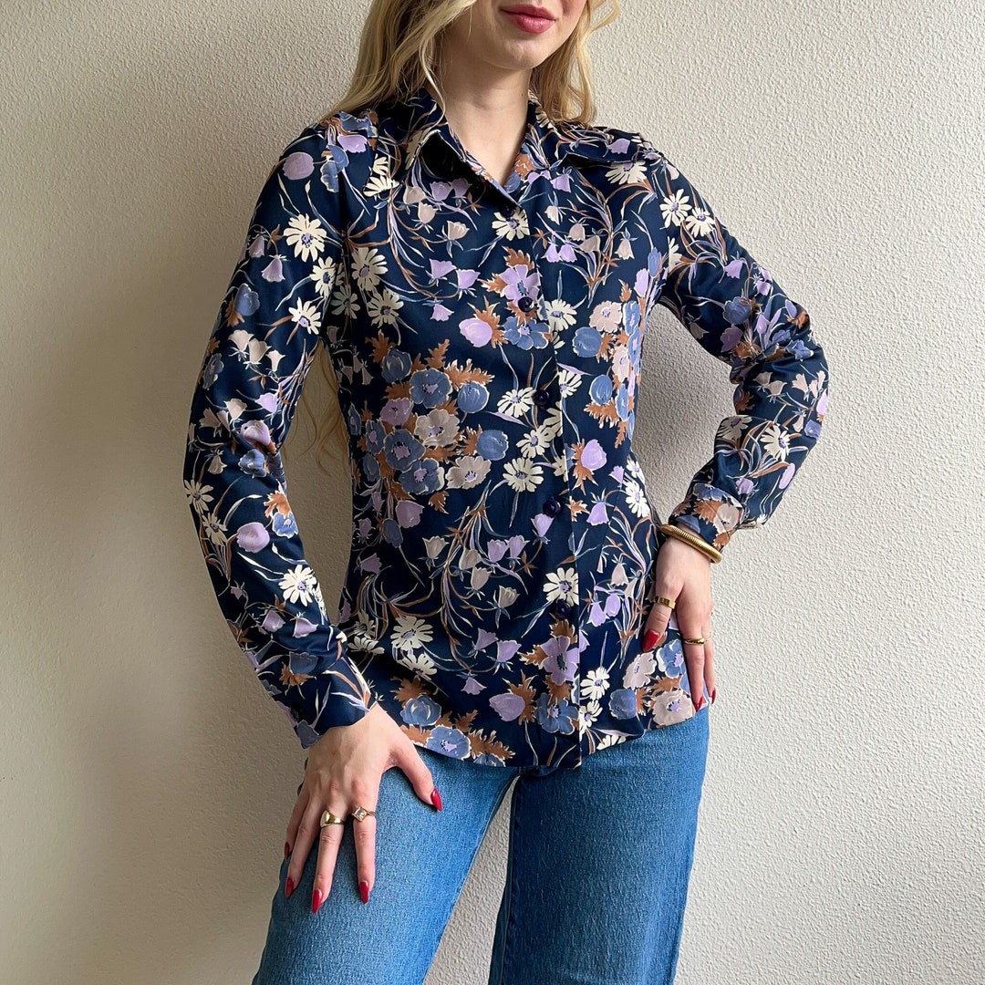 Vintage 1970s Midnight Blue Floral Long Sleeve Blouse (S/M) - Etsy