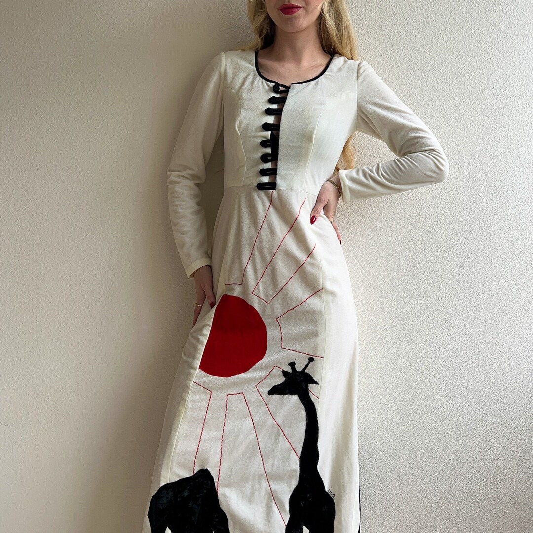 Vintage 1970s Giraffes and Red Sun Buttoned Maxi Dress (S) - Etsy