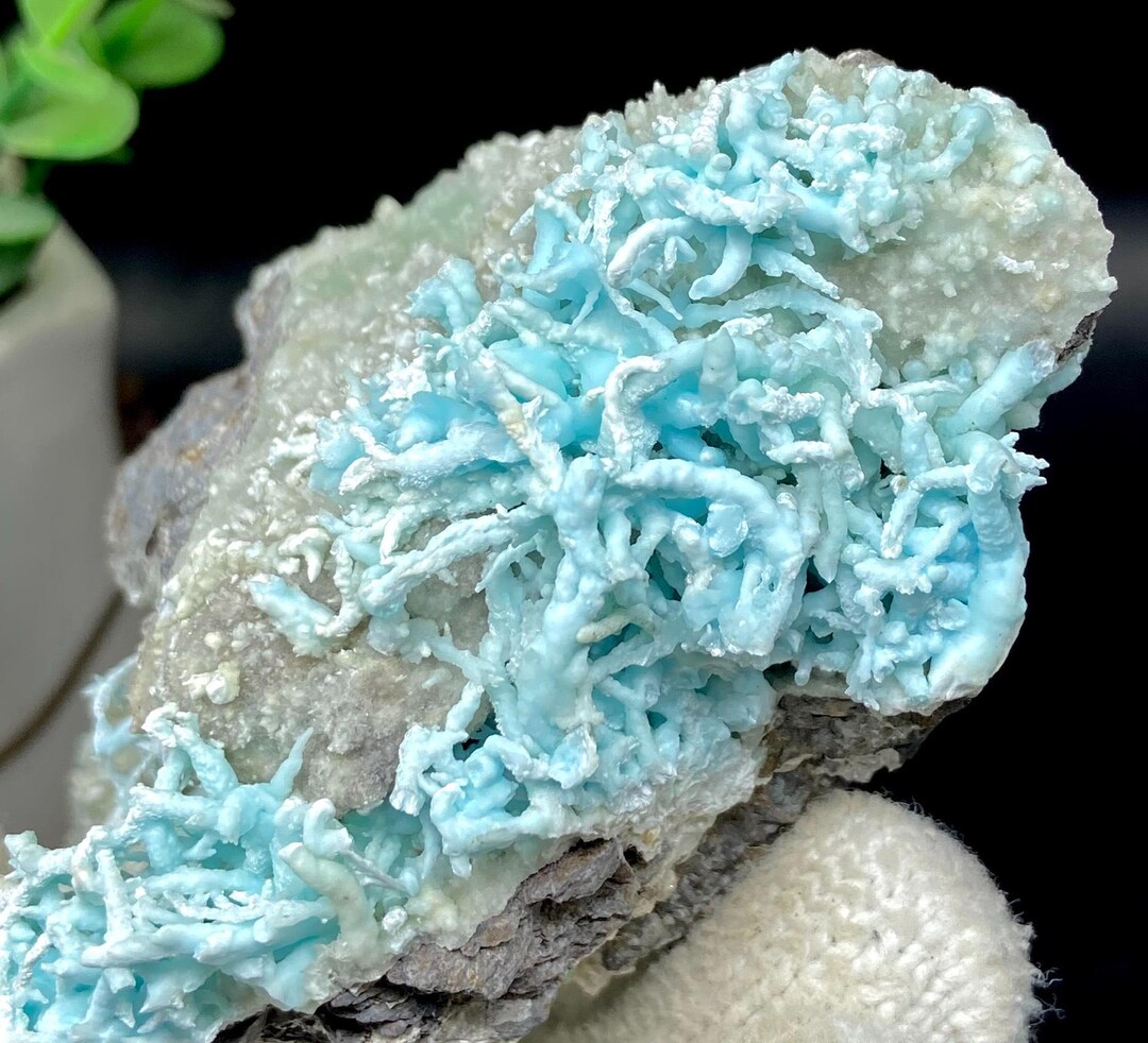 Beautiful Blue Aragonite Raw Stone, Natural Crystal From Yunnan, China ...