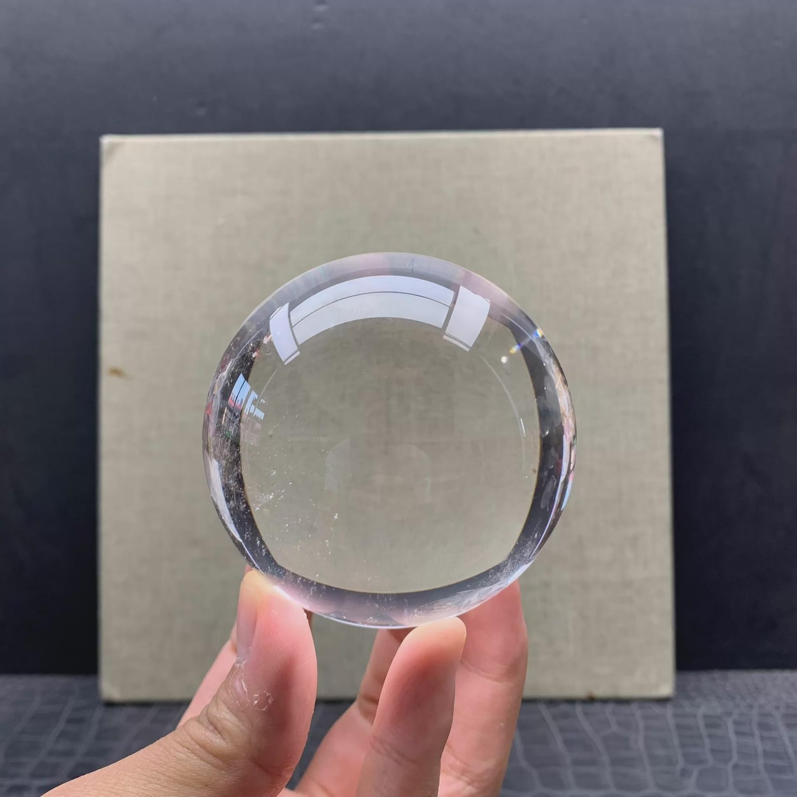 直径75mmの透明クリスタル球、大きな透明クリスタルボール、ヒーリングエネルギー、589g - Etsy 日本