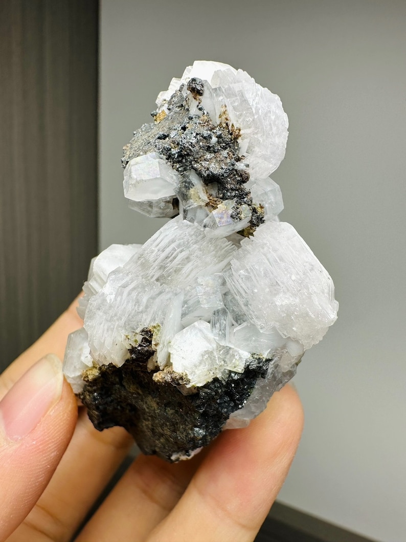 White Benz Calcite From Fujian, China, White Bladder Flaky Crystal ...
