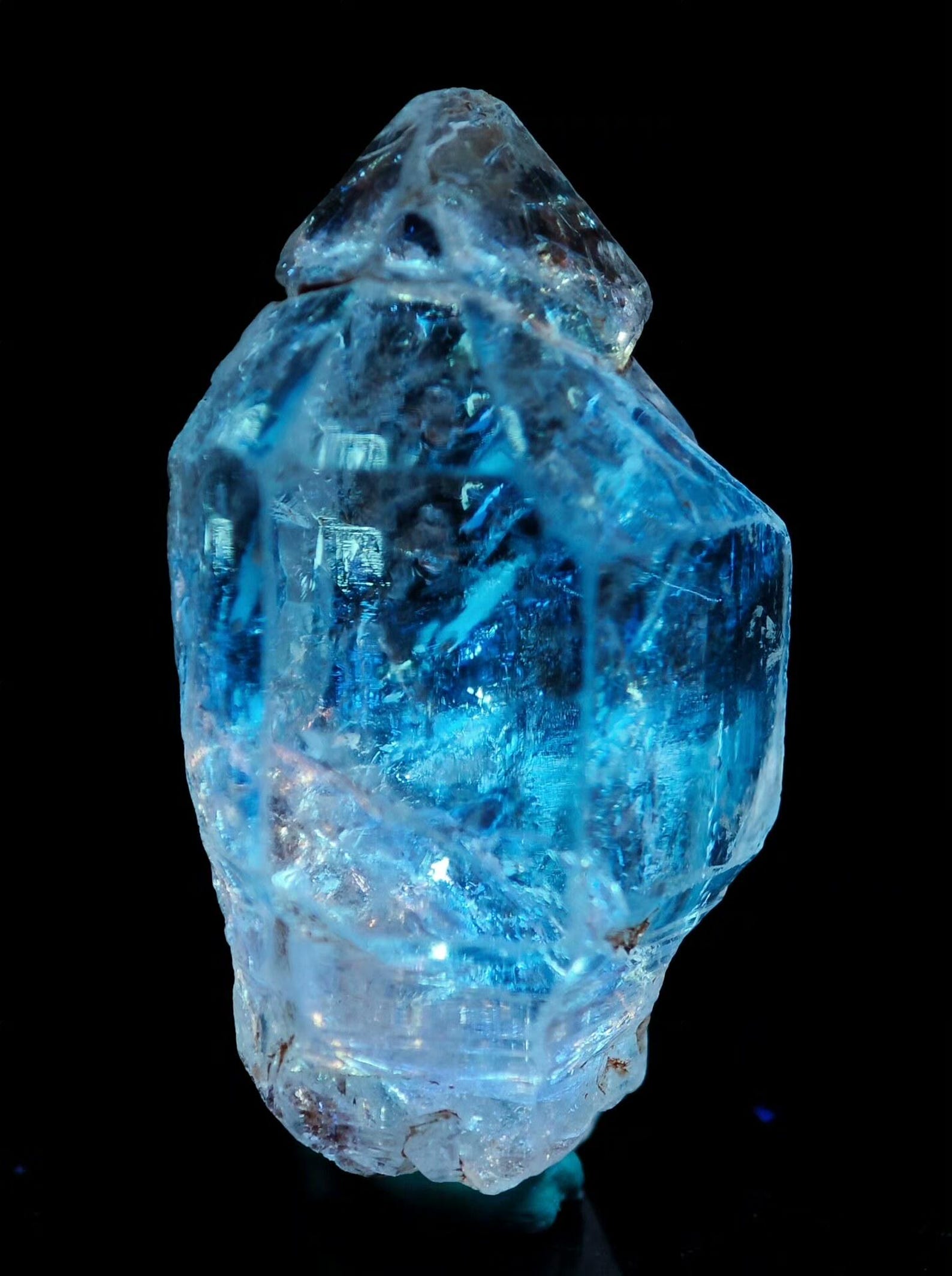 Elestial Quartz Crystal, Natural Elestial Window Quartz, Fluorescence ...