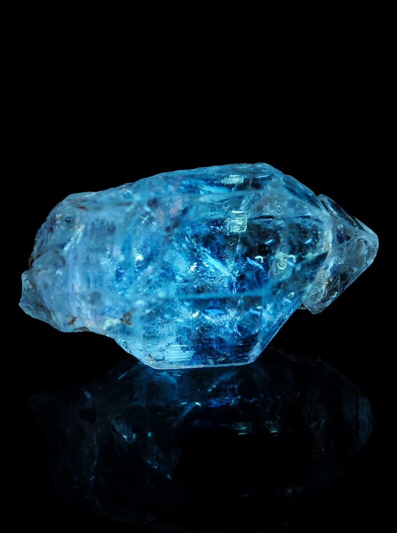 Elestial Quartz Crystal, Natural Elestial Window Quartz, Fluorescence ...