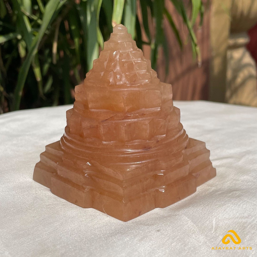 Shree Yantra, Aventurine Yantra, 405 Gram Vaastu Shree Yantra ...