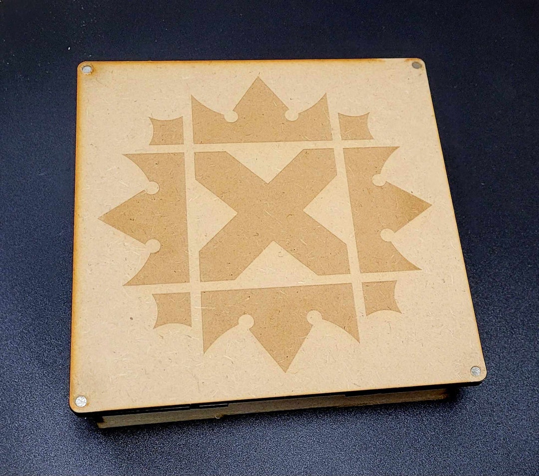 Saltire Games Dice Box S - Etsy