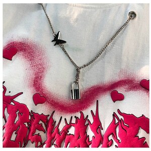 Y2K Heart Oversized T-shirt With Chain - Etsy UK