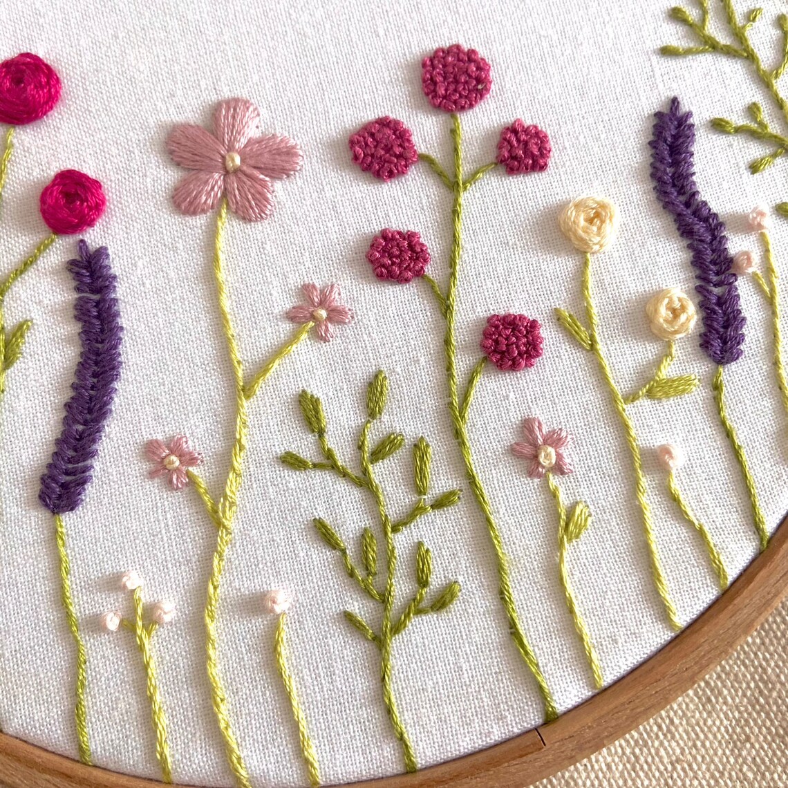 Flower Meadow Embroidery Pattern Beginner Friendly - Etsy