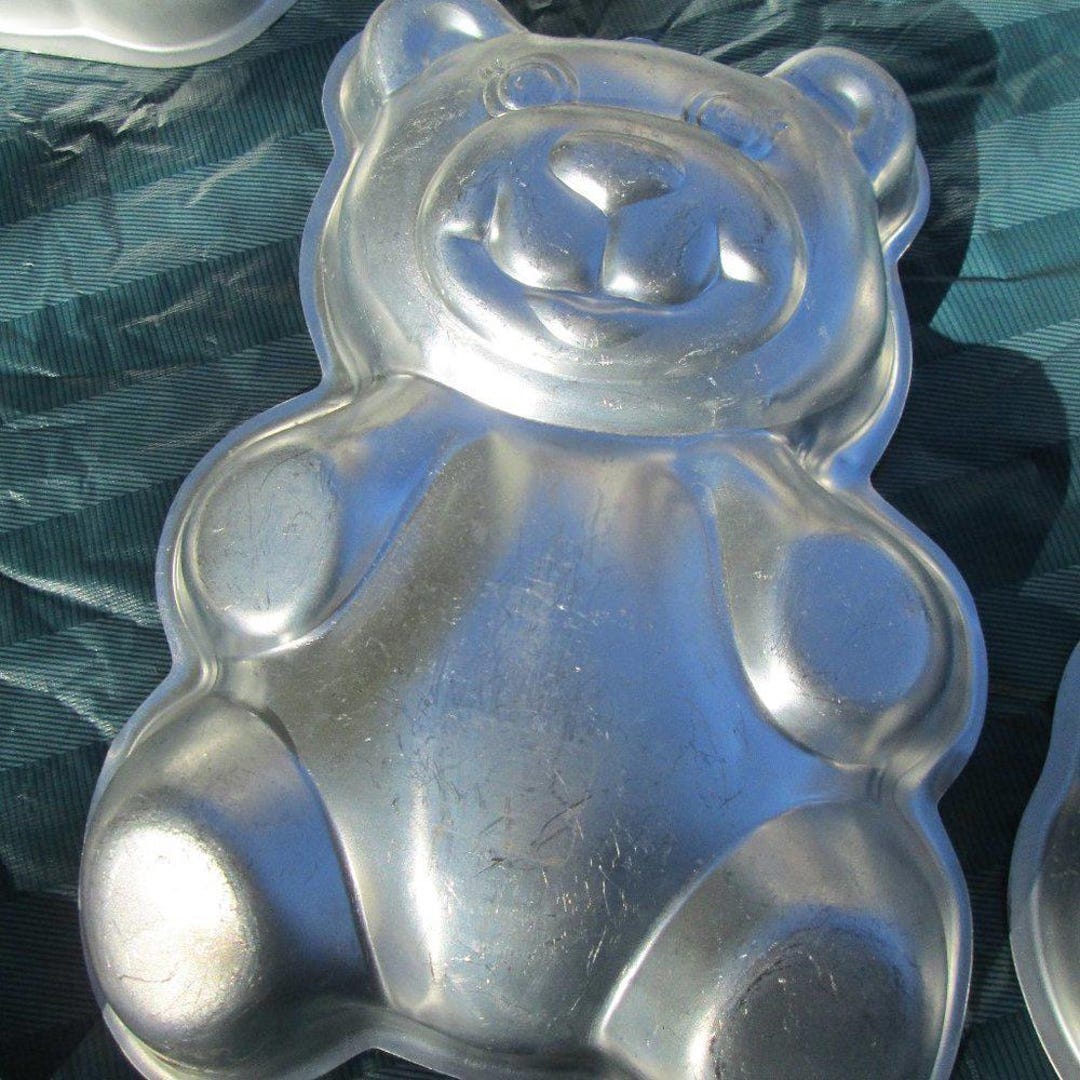 Vintage 1986 Wilton Teddy Bear Cake Pan - Etsy