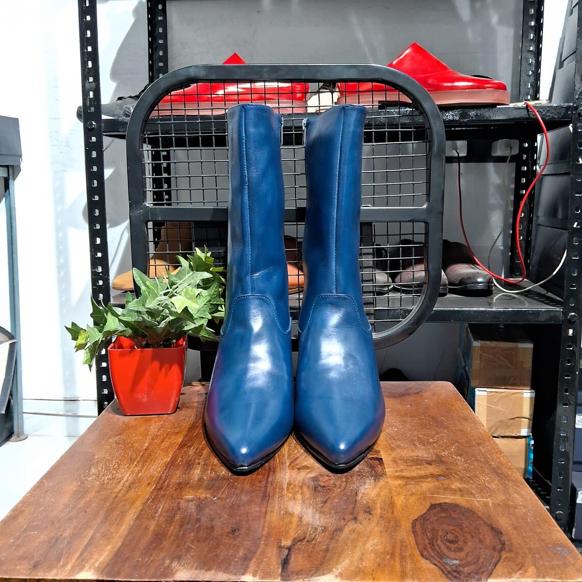 Men's Elegant Blue Leather Knee-high Boots | Handmade Pointed-toe ...