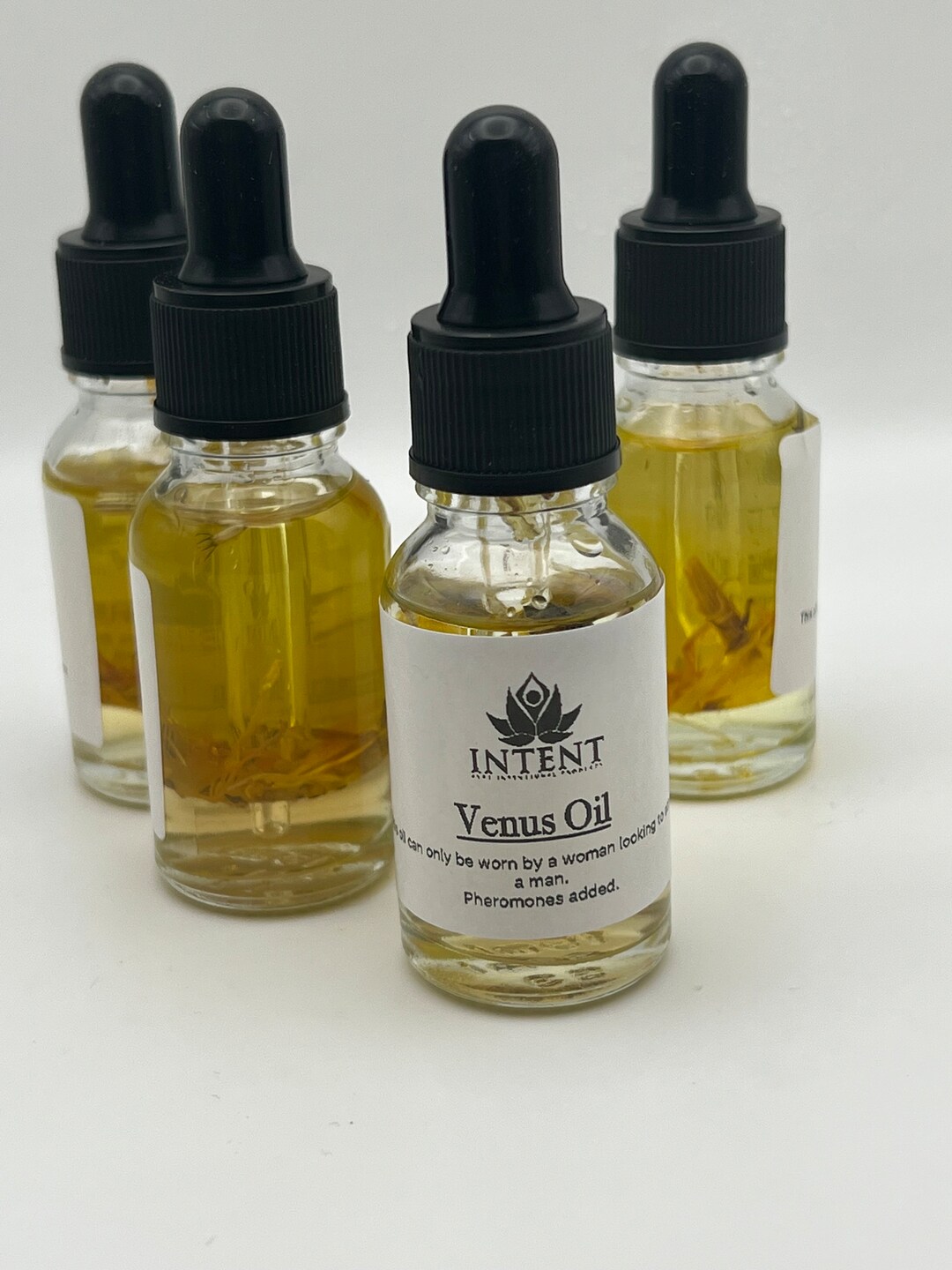 Venus Oil | Anointing/conjure Oil to Attract a Man. - Etsy